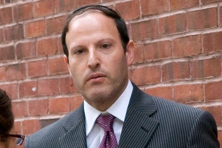 Justice Schlomo Rules against Asian in Discrimination Case against ...